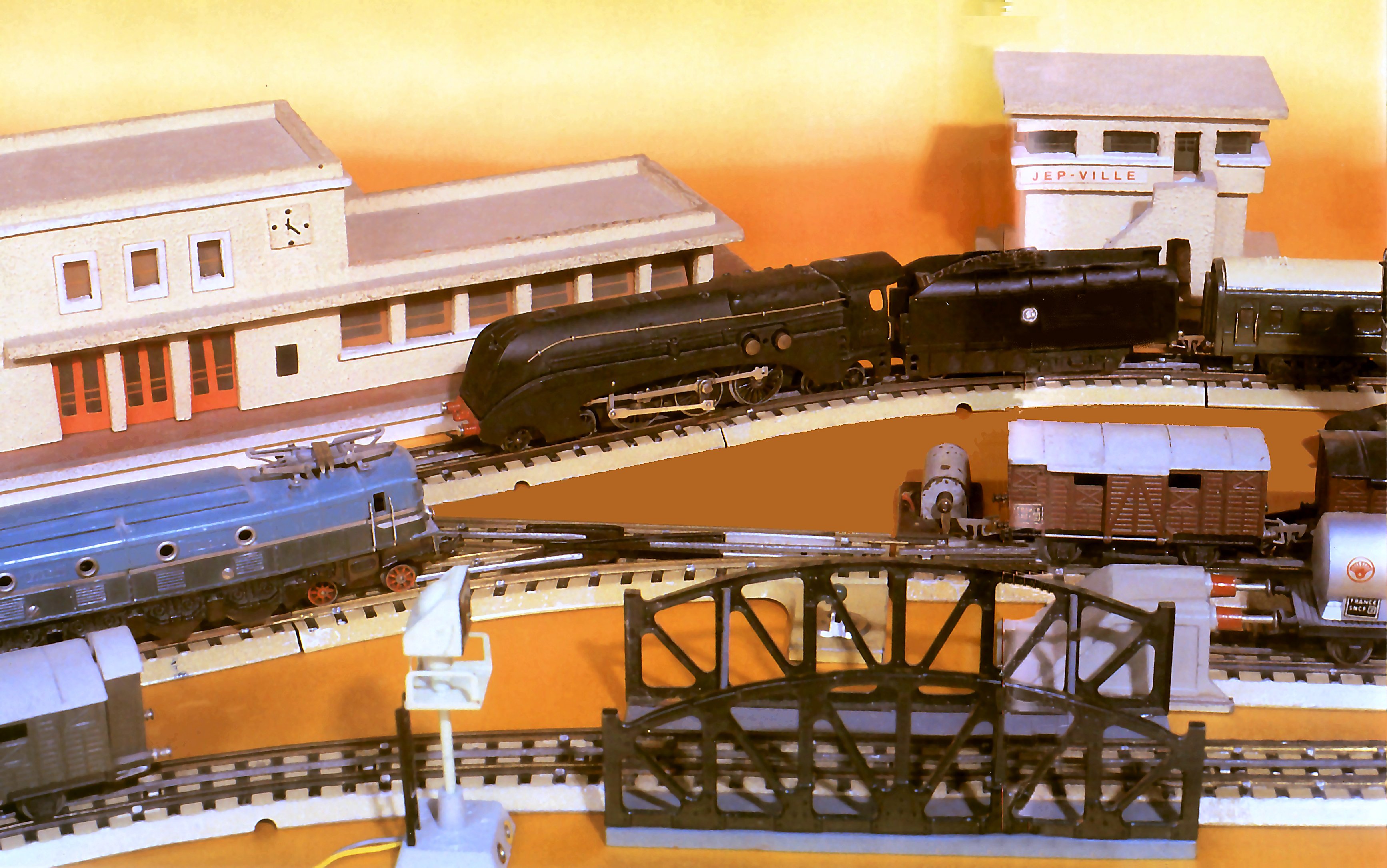 Les 232 R, S et U attendent toujours leur tender. – Train Consultant ...